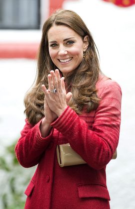 750 Royalty britain clapping Stock Pictures, Editorial Images and Stock ...