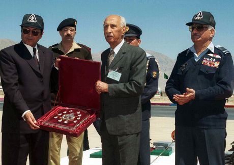 Governor Balouchistan Atta Ullah Maingal Left Editorial Stock Photo ...