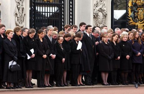 Members Buckingham Palace Staff Lining Procession Editorial Stock Photo ...