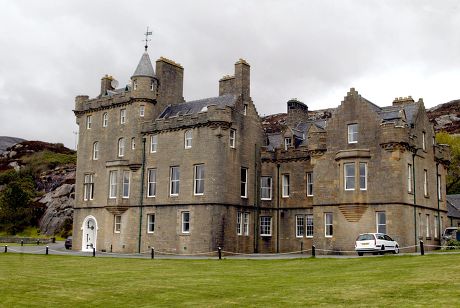 Jonathan Bulmer Amhuinnsuidhe Castle Editorial Stock Photo - Stock ...