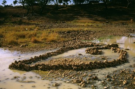 Aboriginal Fish Traps Darling River Bed Editorial Stock Photo - Stock ...