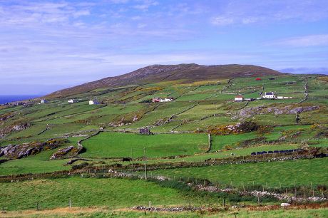 Coastal Scenery Scattered Settlement Dursey Head Editorial Stock Photo ...