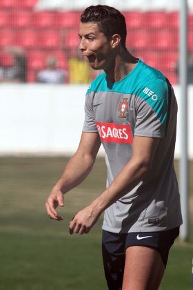 Cristiano Ronaldo Showing Off His Good Editorial Stock Photo - Stock ...