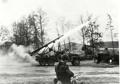 33 Mortar launchers Stock Pictures, Editorial Images and Stock Photos ...