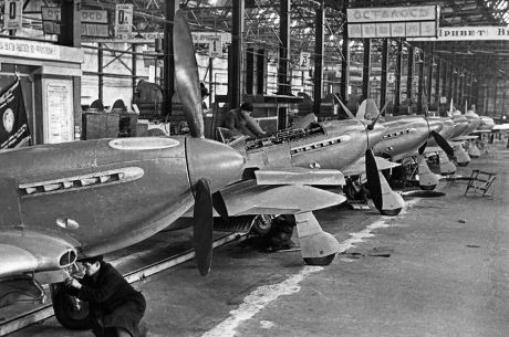 500 1940s fighter planes Stock Pictures, Editorial Images and Stock ...