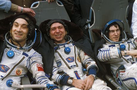 MIR SOYUZ TM-6 TM-7 VALERY POLYAKOV Editorial Stock Photo - Stock Image ...