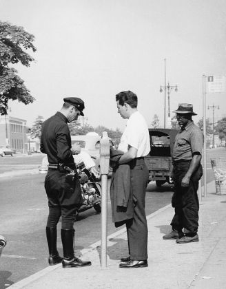 44 1950s cops Stock Pictures, Editorial Images and Stock Photos ...