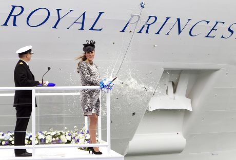 500 Launching of ships Stock Pictures, Editorial Images and Stock ...