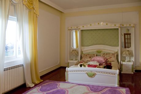 Interior Kitsch Splendour Roma Gypsy Kastello Editorial Stock Photo ...