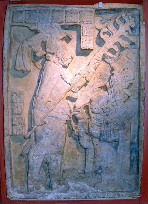Lintel 725 Ad Mayan Lord Shield Editorial Stock Photo - Stock Image ...