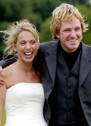 「Andy Dunlop Travis His New Wife」のエディトリアル写真素材 ‐ 画像素材 | Shutterstock