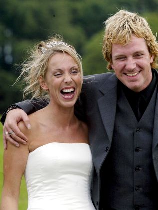 「Andy Dunlop Travis His New Wife」のエディトリアル写真素材 ‐ 画像素材 | Shutterstock
