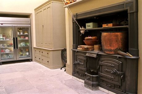 Old Cooking Range Restored Still Place Editorial Stock Photo - Stock ...