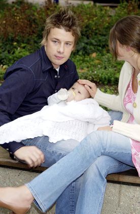 Jamie Oliver Daughter Poppy Wife Jools Editorial Stock Photo - Stock ...