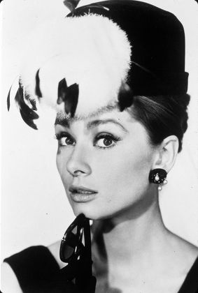 Film Stills Breakfast Tiffanys 1961 Audrey Editorial Stock Photo ...