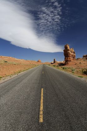Notom Bullfrog Road Backcountry Drive Capitol Editorial Stock Photo ...