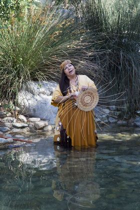Traditional California Native American Woman Acjachemen Editorial Stock ...