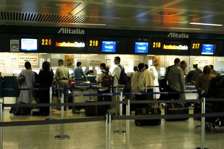 __COUNT__ VARIOUS STOCK PICS, ITALY - 2002 Stock Pictures, Editorial ...