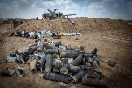 84 Artillery shells strike Stock Pictures, Editorial Images and Stock ...