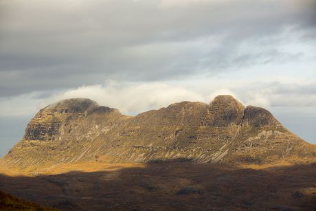 Suilven Most Iconic Peak Assynt Mountains Editorial Stock Photo - Stock ...