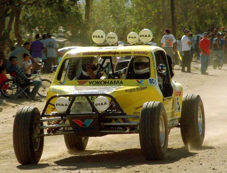 __COUNT__ imágenes de BAJA RALLY, MEXICO - 21 NOV 2002 - Imágenes de ...