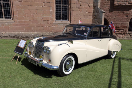 Armstrong Siddeley Day Kenilworth Castle June Editorial Stock Photo ...