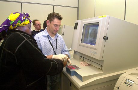 Eurodac System Comparison Fingerprints Asylum Applicants Editorial ...