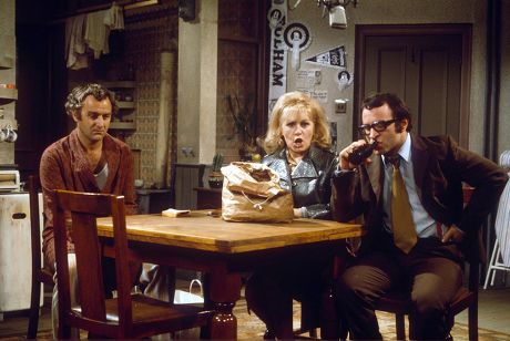 1 Pat ashton and bob hoskins in 'thick as thieves' tv 1974 various lwt ...