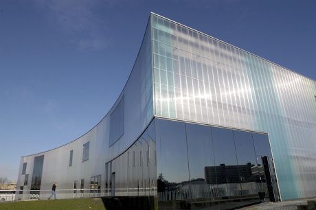 LABAN DANCE SCHOOL DESIGNED BY HERZOG AND DE MEURON OPENING IN DEPTFORD ...