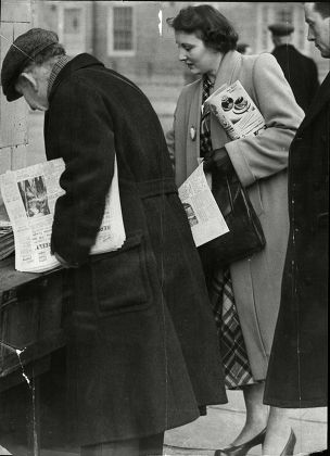 Mrs Cynthia Hume Goes Brixton Prison Editorial Stock Photo - Stock ...