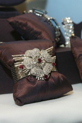 Harry Winston Jewellery Editorial Stock Photo - Stock Image | Shutterstock