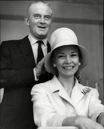 Mrs Charles Parnell Formerly Sheila Shelagh : photos éditoriales de ...