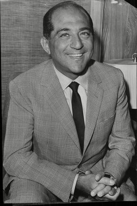 72 Robert merrill Stock Pictures, Editorial Images and Stock Photos ...