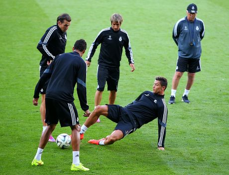 Cristiano Ronaldo Real Madrid Slides Tackle Editorial Stock Photo ...
