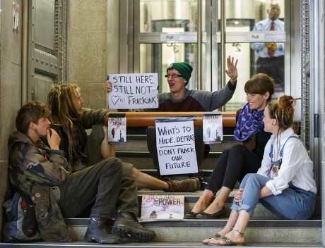 Antifracking Protesters Superglued Themselves Main Entrance Editorial ...
