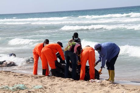 Rescue Workers Retrieve Bodies Drowned Immagrants Editorial Stock Photo ...