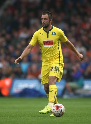 Mark Cullen Luton Town Controls Ball Editorial Stock Photo - Stock ...