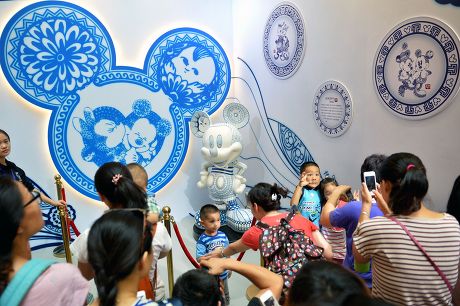 Children Pose Photos Disney Figure Mickey Editorial Stock Photo - Stock ...