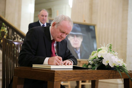 imágenes de Death of Rev Ian Paisley, Parliament Buildings, Stormont ...