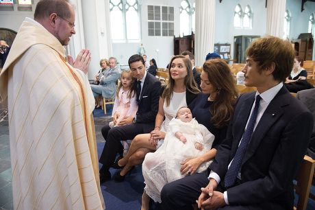 __COUNT__ imágenes de Christening of Princess Athenais de Ligne de la ...