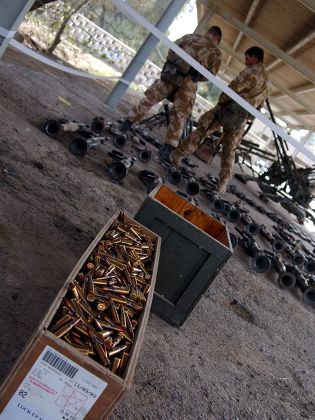 Royal Marines 42 Comando Inspects Weapons Editorial Stock Photo - Stock ...