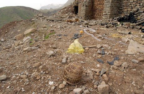 __COUNT__ IRAQ WAR - SARGAT BASE, KHURMAL, NORTHERN IRAQ - 31 MAR 2003 ...