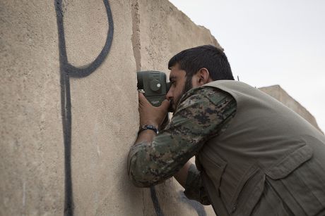 Fighter Belonging Syriankurdish Ypg Scans Islamic Editorial Stock Photo ...