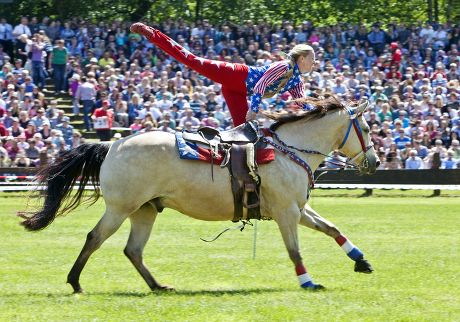 250 Trick riding Stock Pictures, Editorial Images and Stock Photos ...
