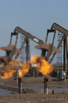 250 Extraction pump Stock Pictures, Editorial Images and Stock Photos ...