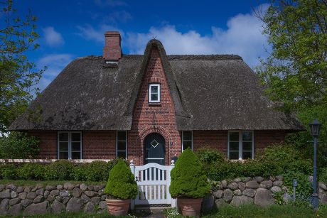 42 Thatched wall Stock Pictures, Editorial Images and Stock Photos ...