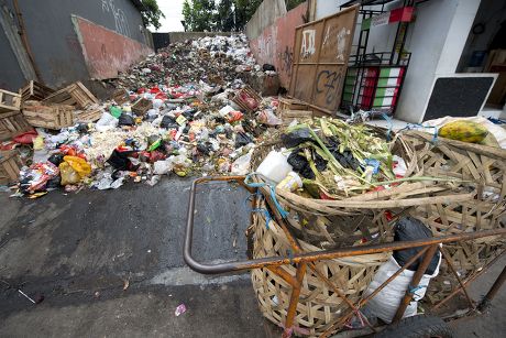 Large Pile Rubbish Collection Baskets City Editorial Stock Photo ...