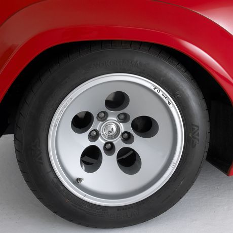 1988 Lamborghini Countach Wheel Studio Editorial Stock Photo - Stock ...