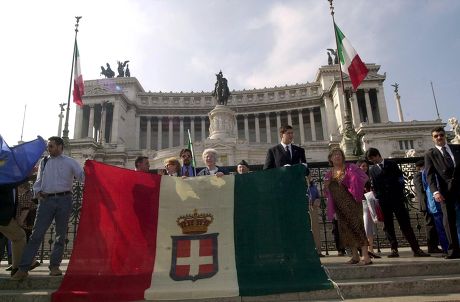 __COUNT__ ITALIAN MONARCHISTS WELCOME THE ROYAL FAMILY OF SAVOY AT THE ...