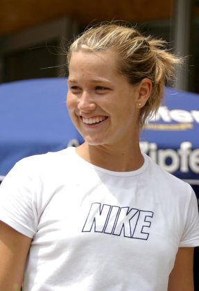 ASHLEY HARKLEROAD, PLAYING IN THE GRAND PRIX, VIENNA, AUSTRIA - 09 JUN ...